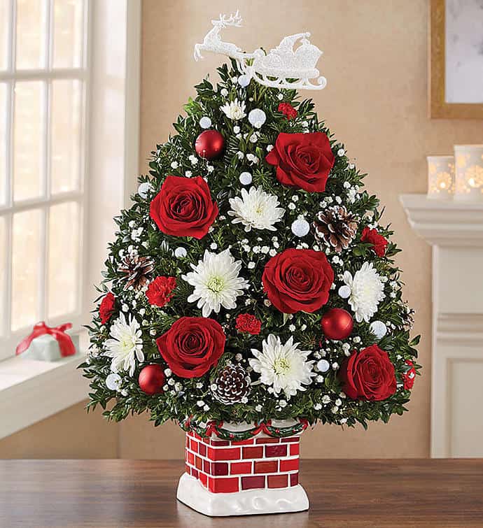 Our 25 Favorite Christmas Flowers, Wreaths and Mini Trees | Flower Glossary